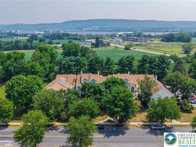 7359G Sauerkraut Ln Unit G, Lower Macungie Township, PA 18062