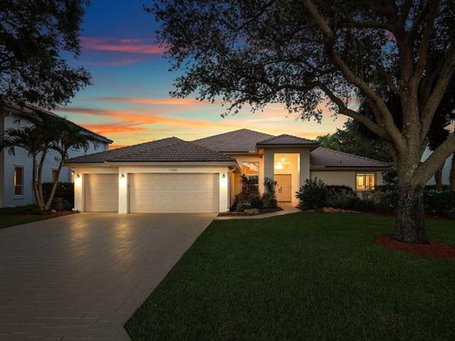 7350 NW 68th Ave, Parkland, FL 33067