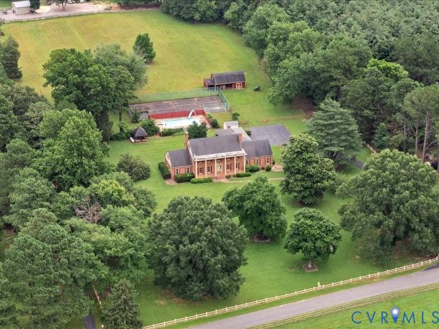 7350 Lexington Drive