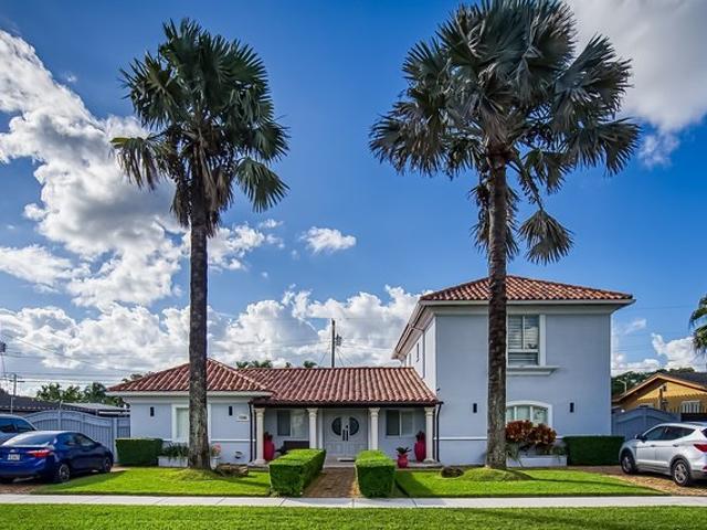 7350 SW 31st St, Miami, FL 33155