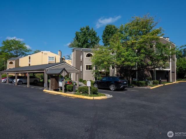 7350 W Lake Sammamish Parkway # 3 302