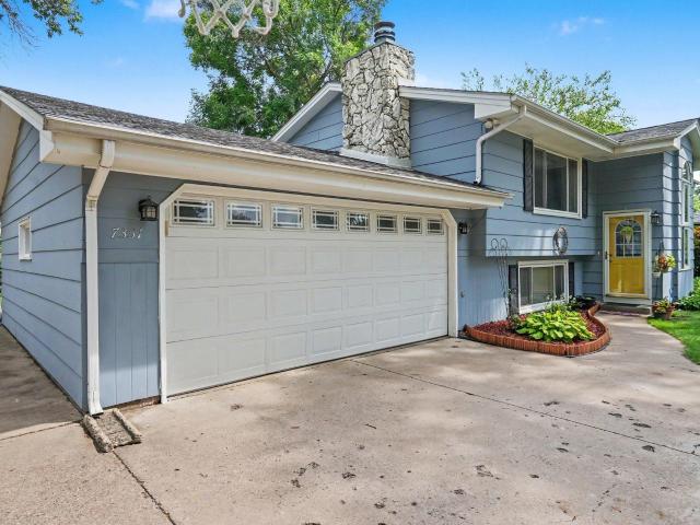 7351 Melody Drive NE