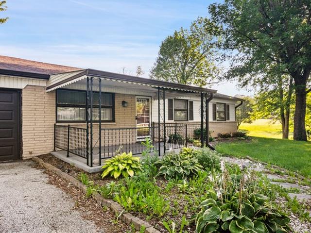 7351 Mendenhall Rd, Indianapolis, IN 46113