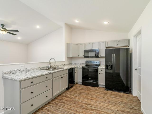 7351 Green Estates Way