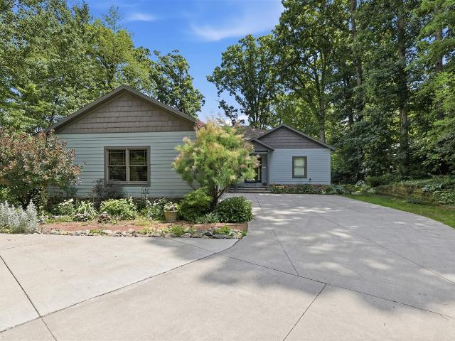 7352 Hallridge Drive