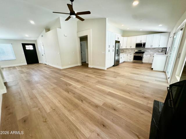 7352 w via del sol drive