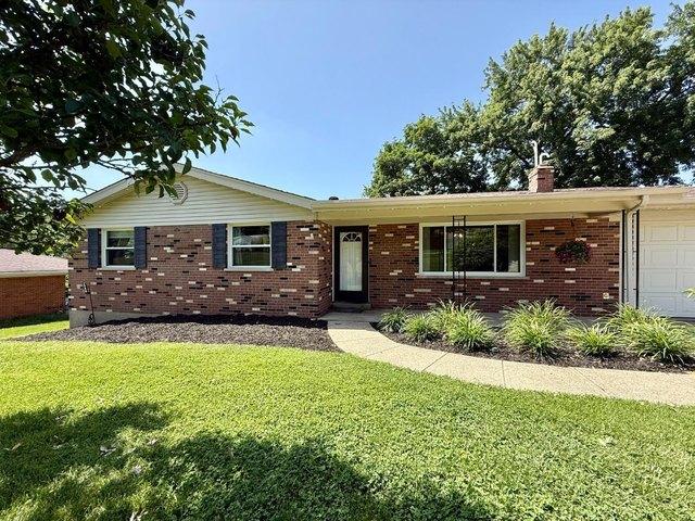 7353 Elkwood Dr, West Chester, OH 45069