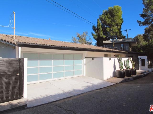 7353 Pyramid Pl, Los Angeles, CA 90046 | MLS #25629 | Compass