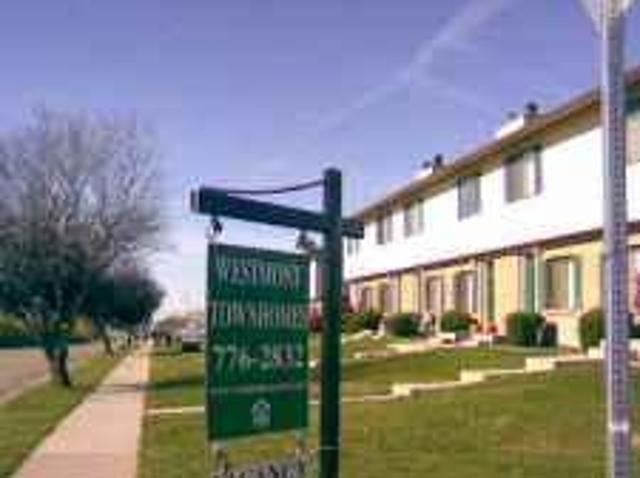 $735 / 3br Gorgeous 3 bedroom Townhome in Clearfield