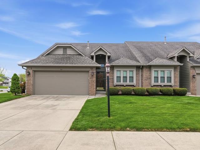 735 Cottage Ln, Greenwood, IN 46143