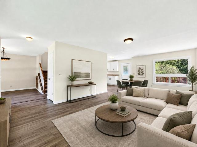 735 Cloud Dr