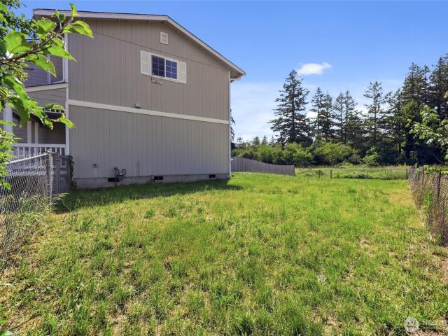 735 Crystal Springs Road NW