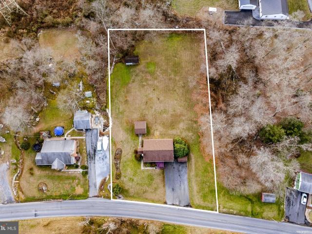 735 Greenville Rd, Denver, PA 17517 | MLS #PALA2085 | Compass