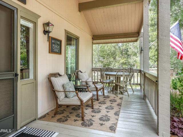 735 e reindeer drive