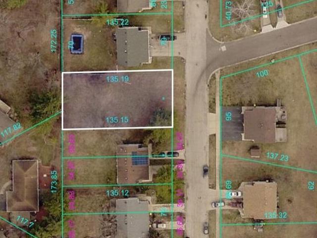 735 Easton Pkwy, Rockford, IL 61108