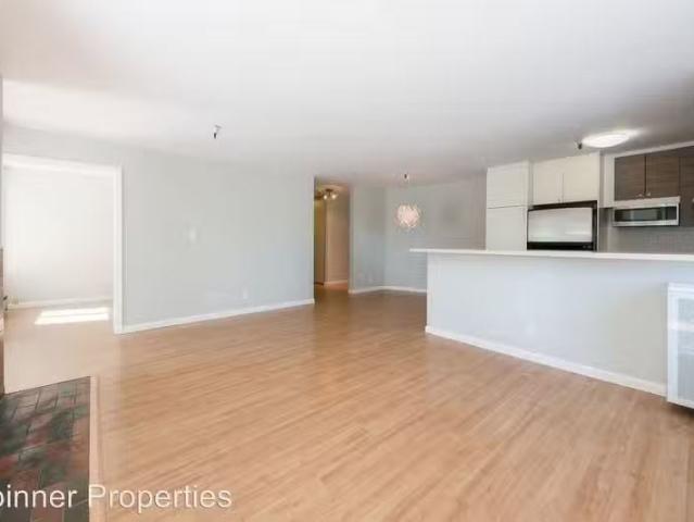 735 El Camino Real, #301 735 El Camino Real #301