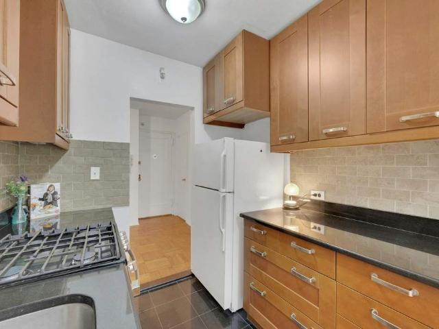 735 Kappock Street, Bronx, NY