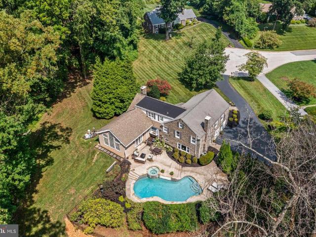 735 Hamilton Road