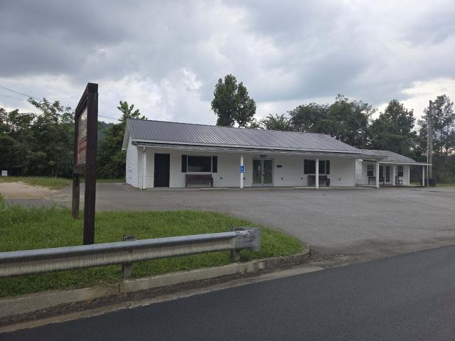 735 Main Street
