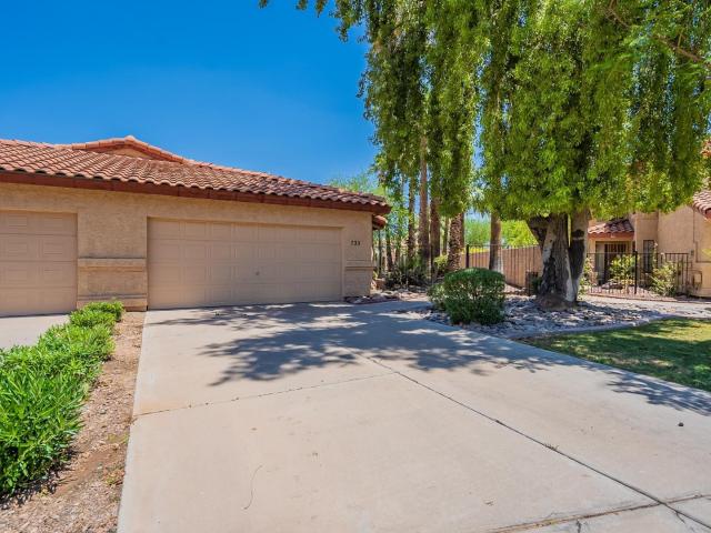 735 N Tangerine Drive