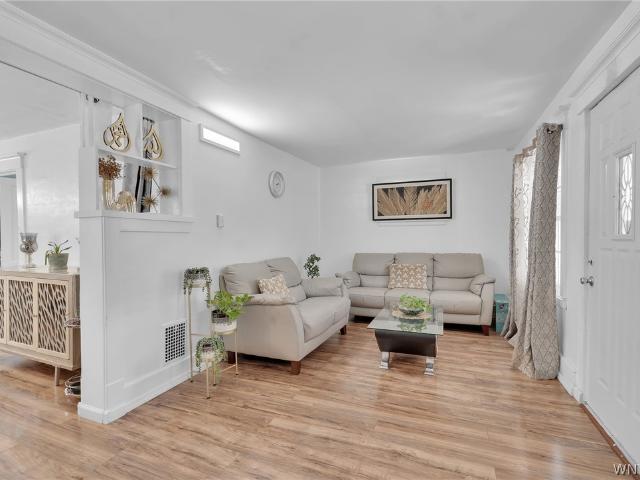 735 Norfolk Avenue