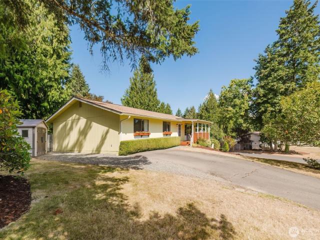 735 NW Firglade Drive