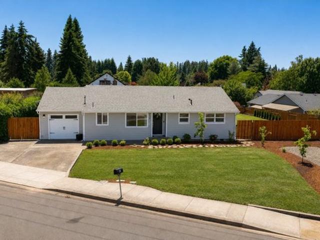 735 NW Wallace Rd, McMinnville, OR 97128