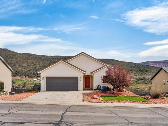 735 S Peachtree Dr, Toquerville, UT 84774