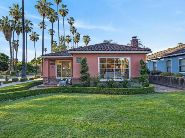 735 Palm Haven Avenue