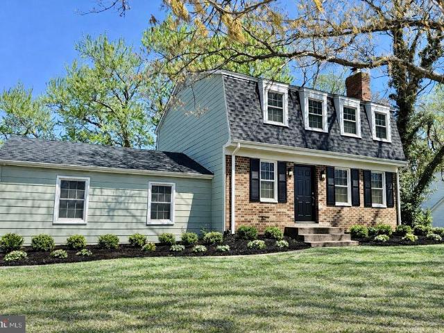 735 Palmer Dr, Herndon, VA 20170 | MLS #VAFX2298 | Compass