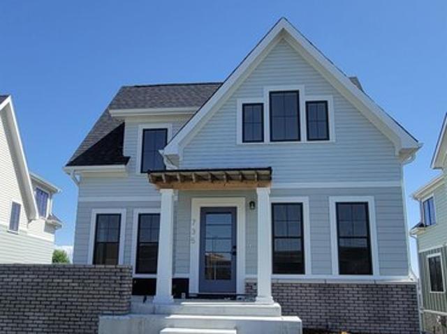 735 Penrose Dr, Lincoln, NE 68521