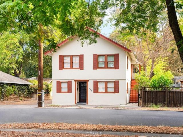 735 Pine Street