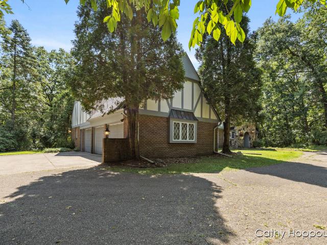 735 Prairie Creek Road