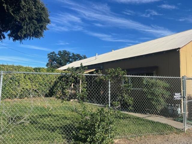 735 Reeds Avenue 737 & 739 Reeds Avenue