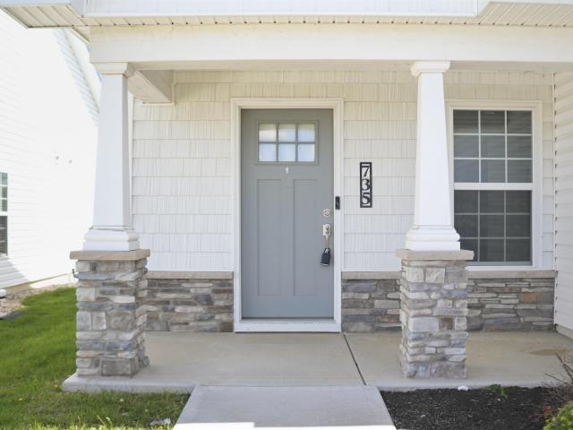 735 W Hamilton Road