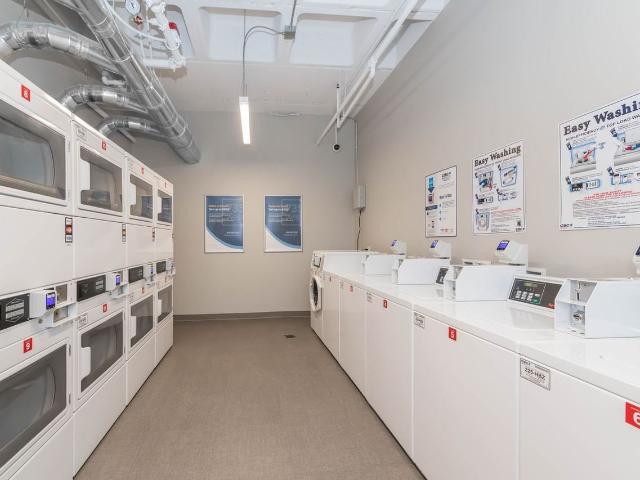 735 West by 3L Living Studio Apartment for Rent at 735 W Wisconsin Ave, Milwaukee, WI 53233 Kilbourn Town