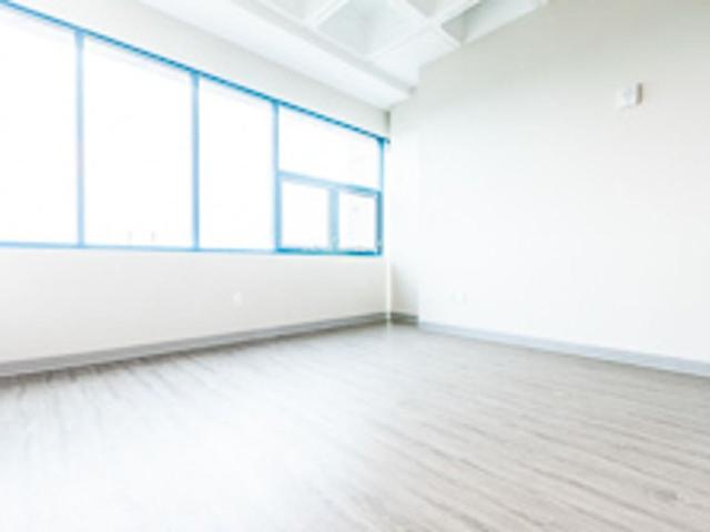 735 West by 3L Living Studio Apartment for Rent at 735 W Wisconsin Ave, Milwaukee, WI 53233 Kilbourn Town