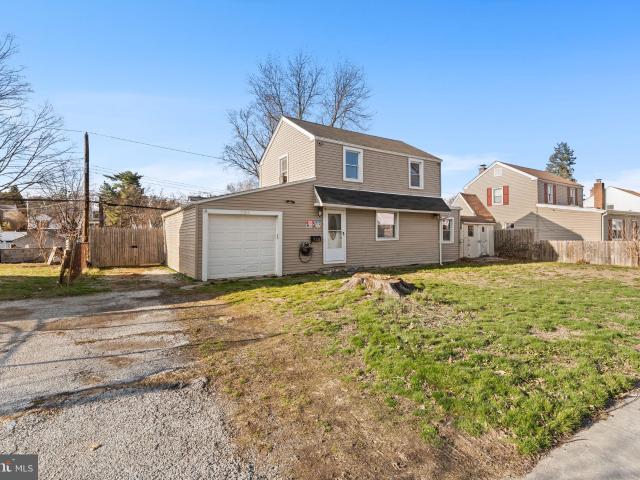 735 Westwood Ln, Aldan, PA 19018 | Compass