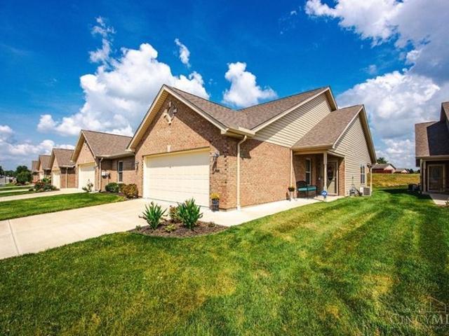 735 Villa Ct, Trenton, OH 45067