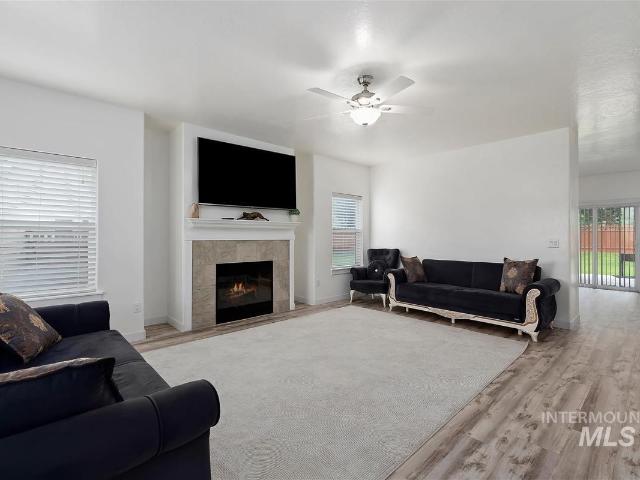7364 W Spur Court