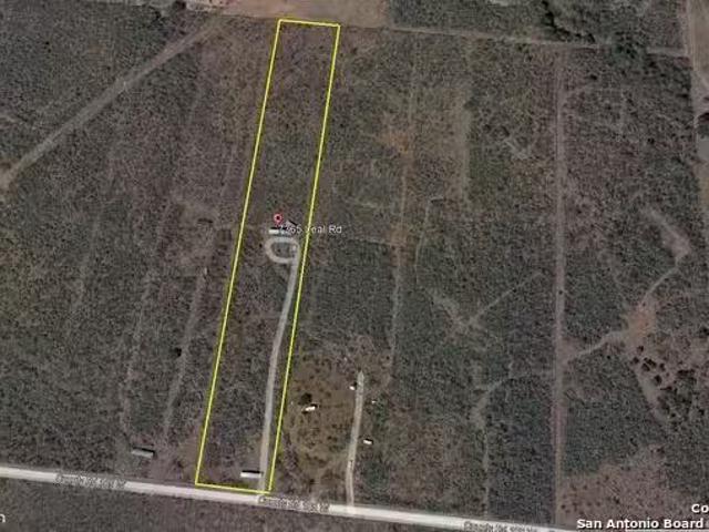 7365 Leal Rd, Pleasanton, TX 78064