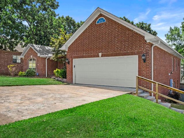 7365 W Ridge Circle