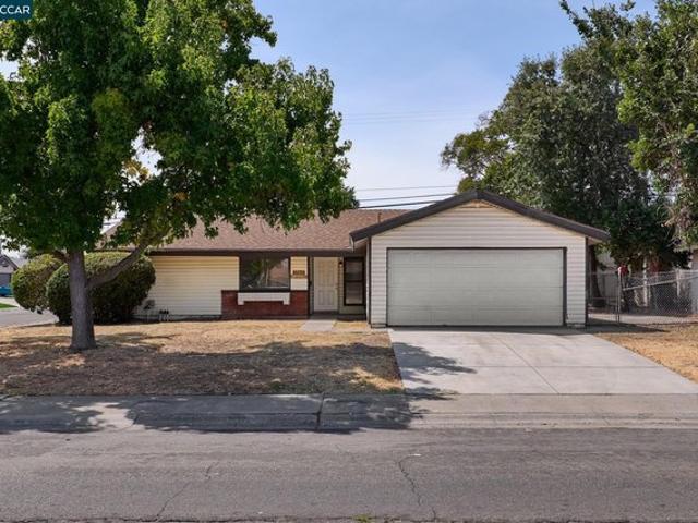 7366 21st St, Sacramento, CA 95822