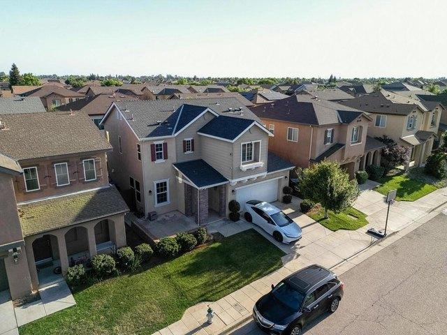 7367 E Ramona Way, Fresno, CA 93737