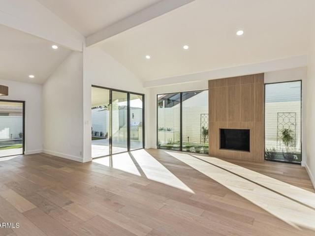 7369 E Krall St, Scottsdale, AZ 85250