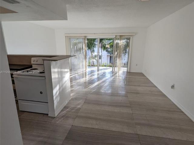 7360 SW 82nd St, Unit E202, Miami, FL 33143 | MLS #A11999