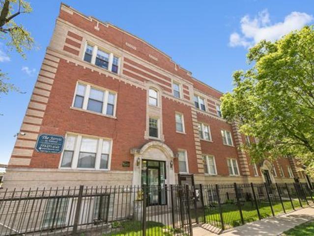 7361 North Ashland Blvd, 1 bed, 1 full bath