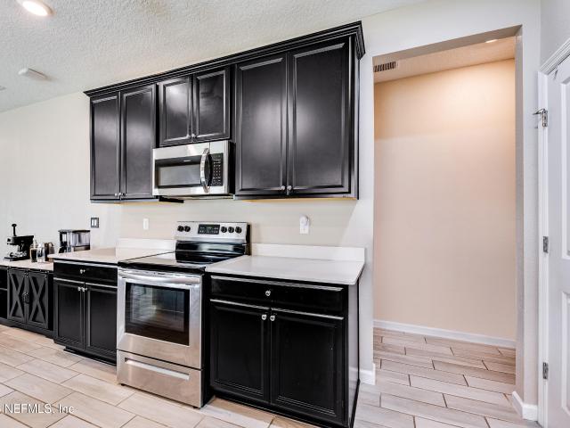 7361 Hilladale Creek Ln, Jacksonville, FL 32222 | MLS #2133