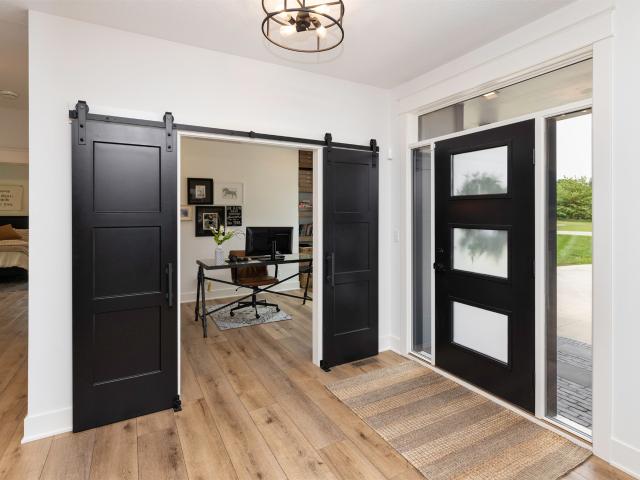 7363 NW Beaver Drive