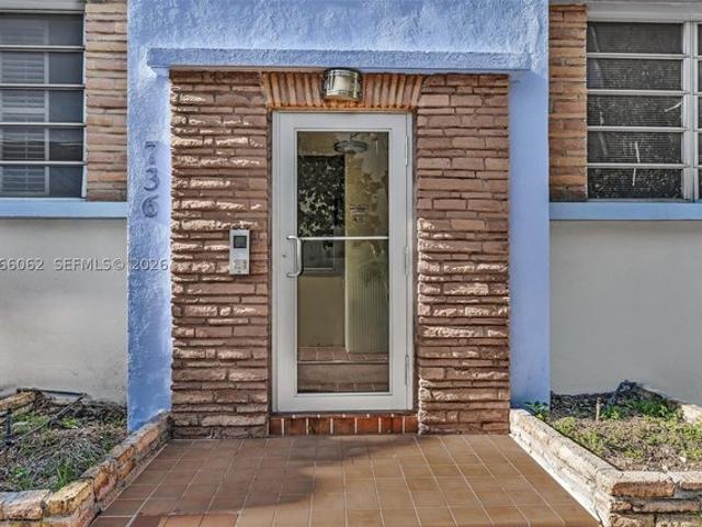 736 12th St Apt 5, Miami Beach, FL 33139